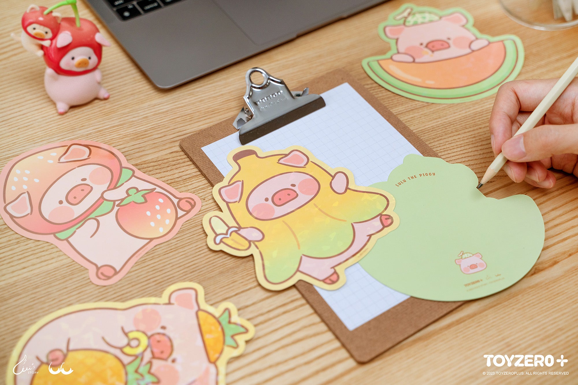 LuLu the Piggy Fruit - Bling Bling Postcard – LuLu The Piggy